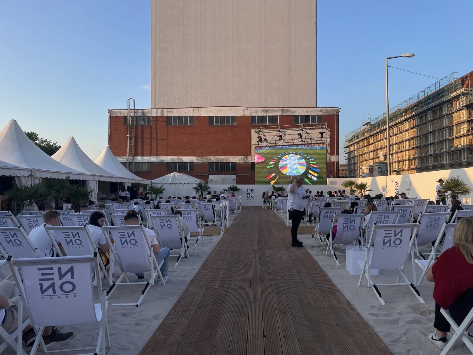 Strandfeeling in Mannheim bei der Neon Beach Bar | ILMA - Ich Liebe ...